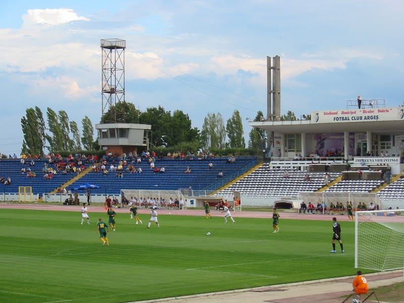 Oficial: legendara FC Argeş a revenit în fotbalul românesc – FC Argeș
